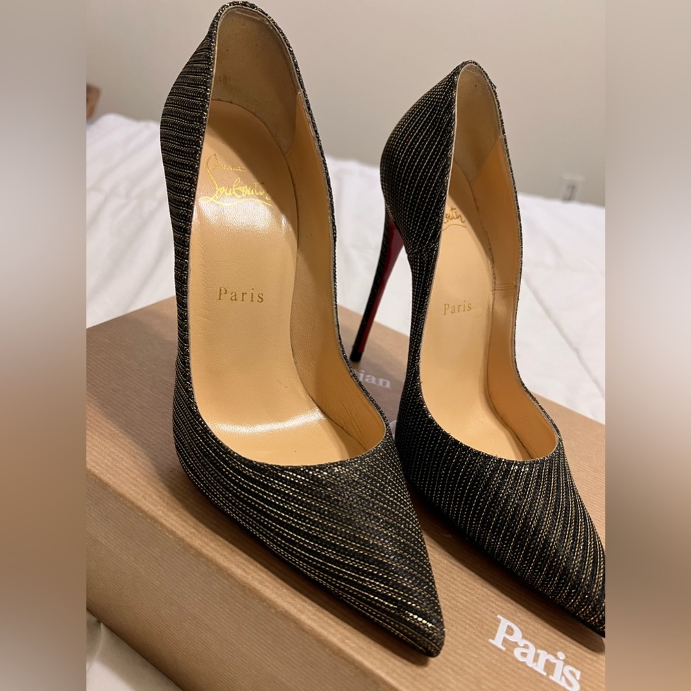 Christian Louboutin So Kate Pump - Gem